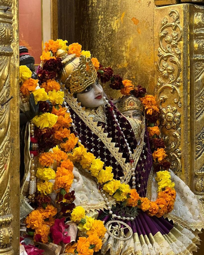 Pracheen Hanuman Mandir: Connaught Place Gem - DelhiSnap