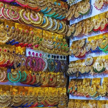 Lajpat Nagar Market: Shopper Guide for Delhites - DelhiSnap